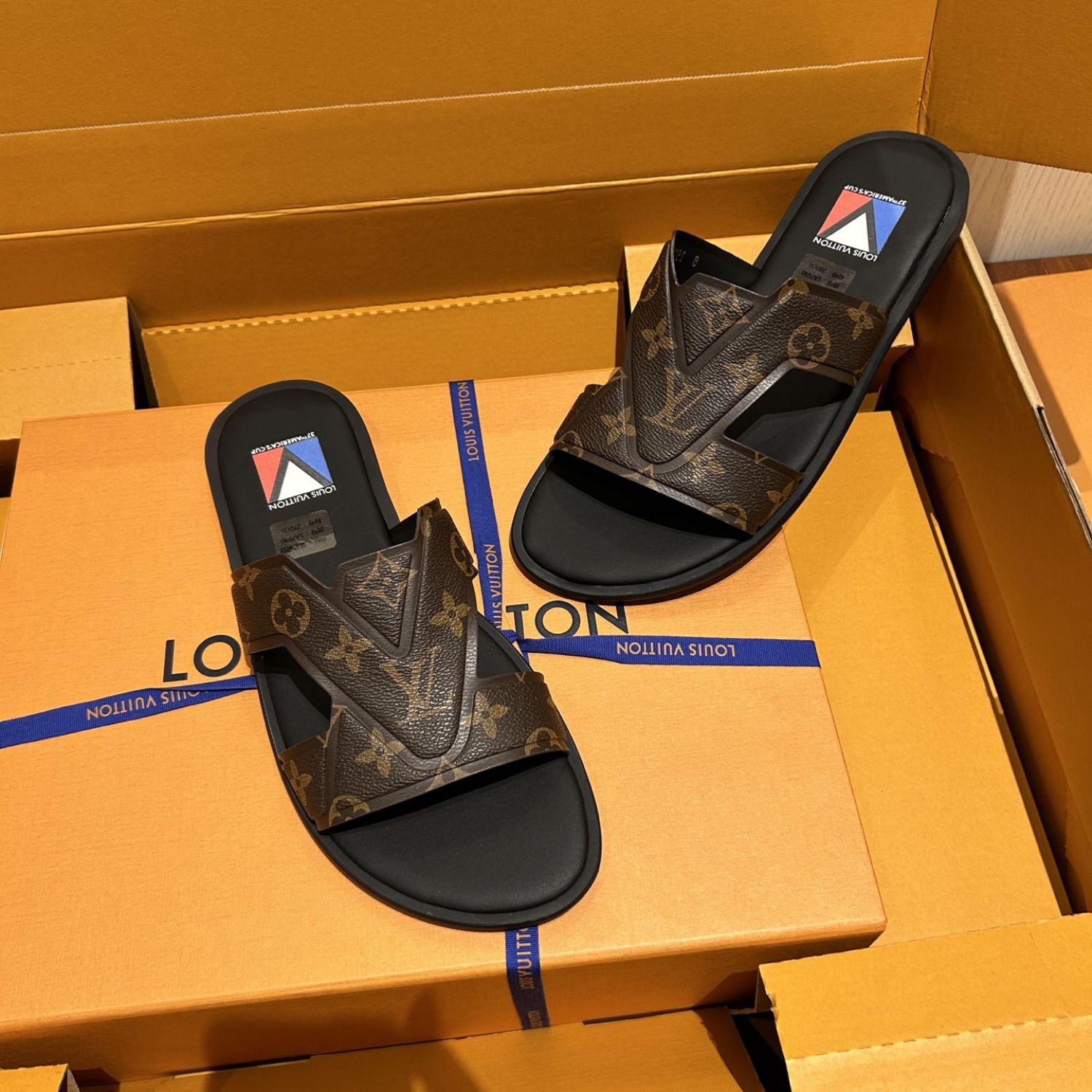 Louis Vuitton Oasis Mule Monogram Ebene For Men - Dealiax