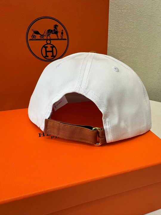 Hermes Horse Cap White Hermes Cap - Dealiax