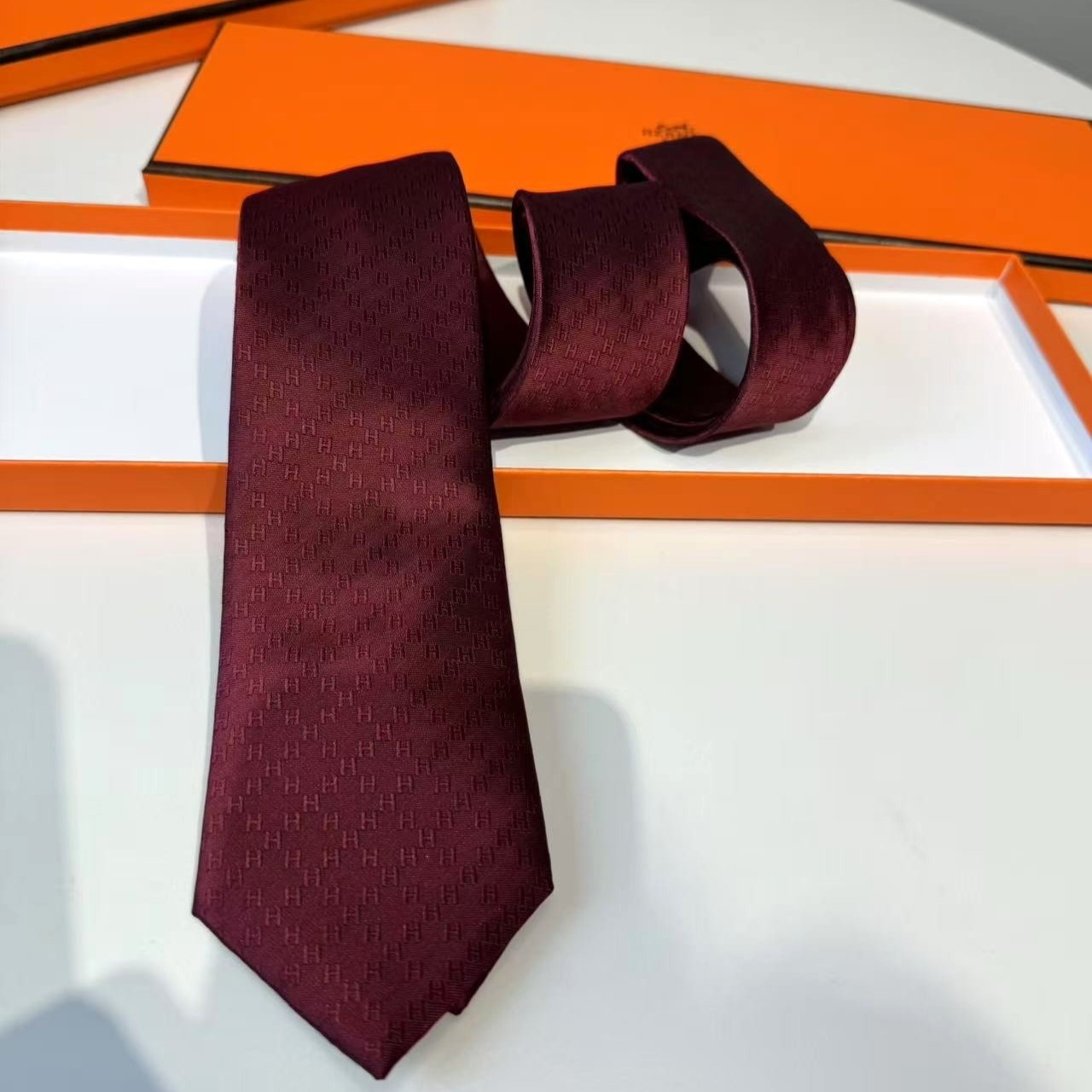 Hermes Faconnee H Tie Red For Men - Dealiax