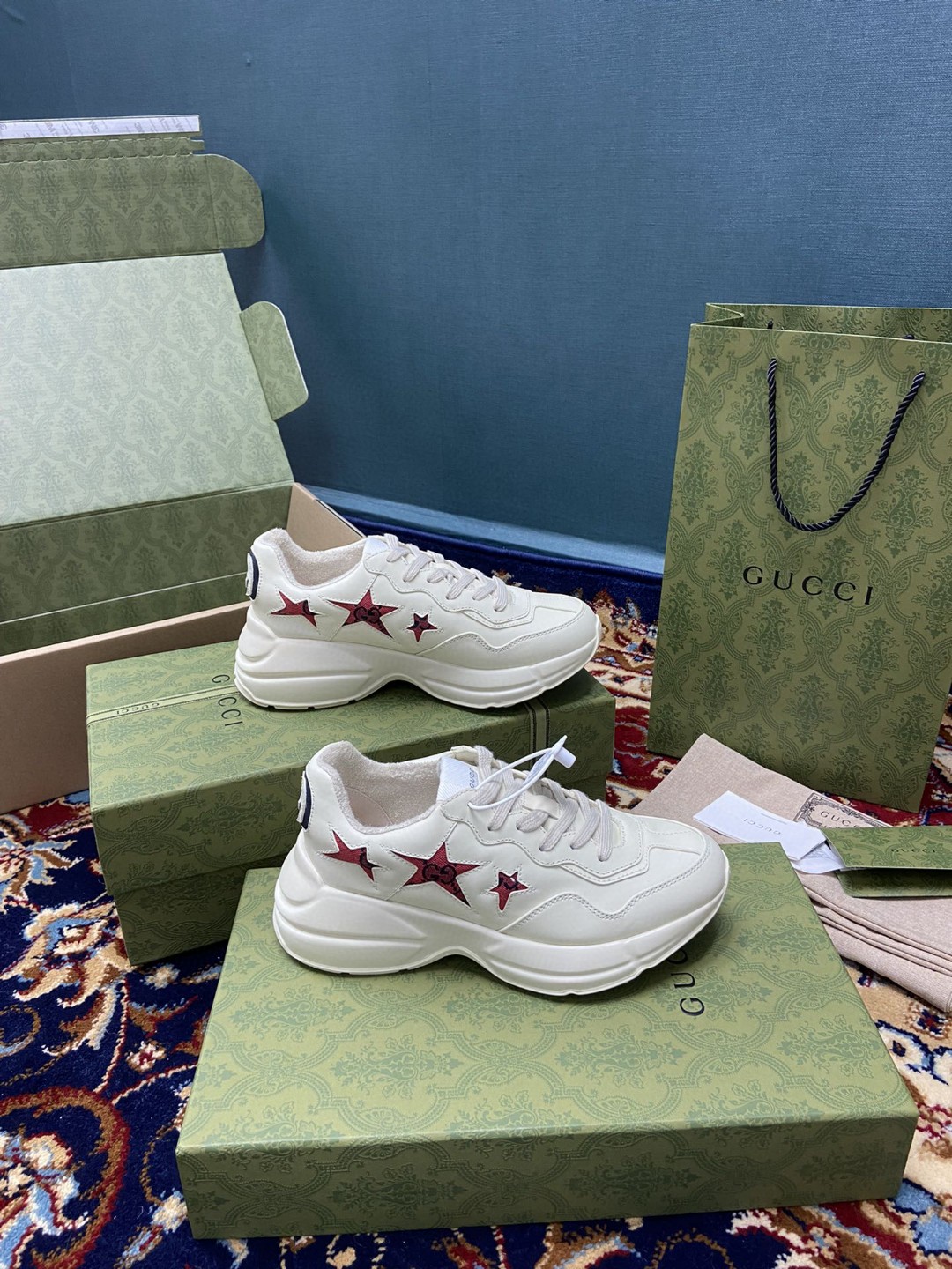 Gucci Rhyton Sneaker With Red Stars White Ivory For Men 664961 2SHC0 ...