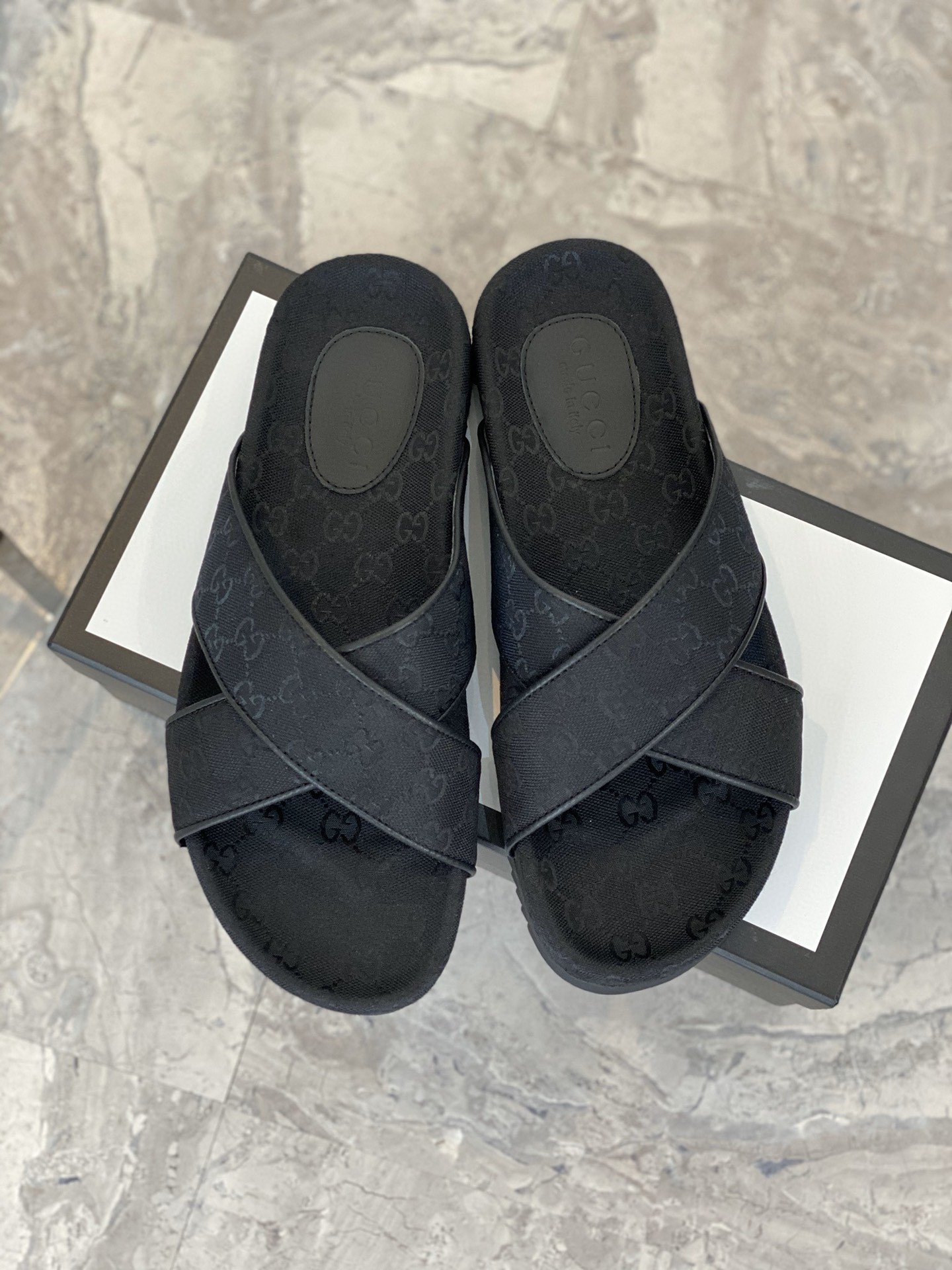 Gucci Men’s GG Crisscross Slide Sandals Black For Men 429362 - Dealiax